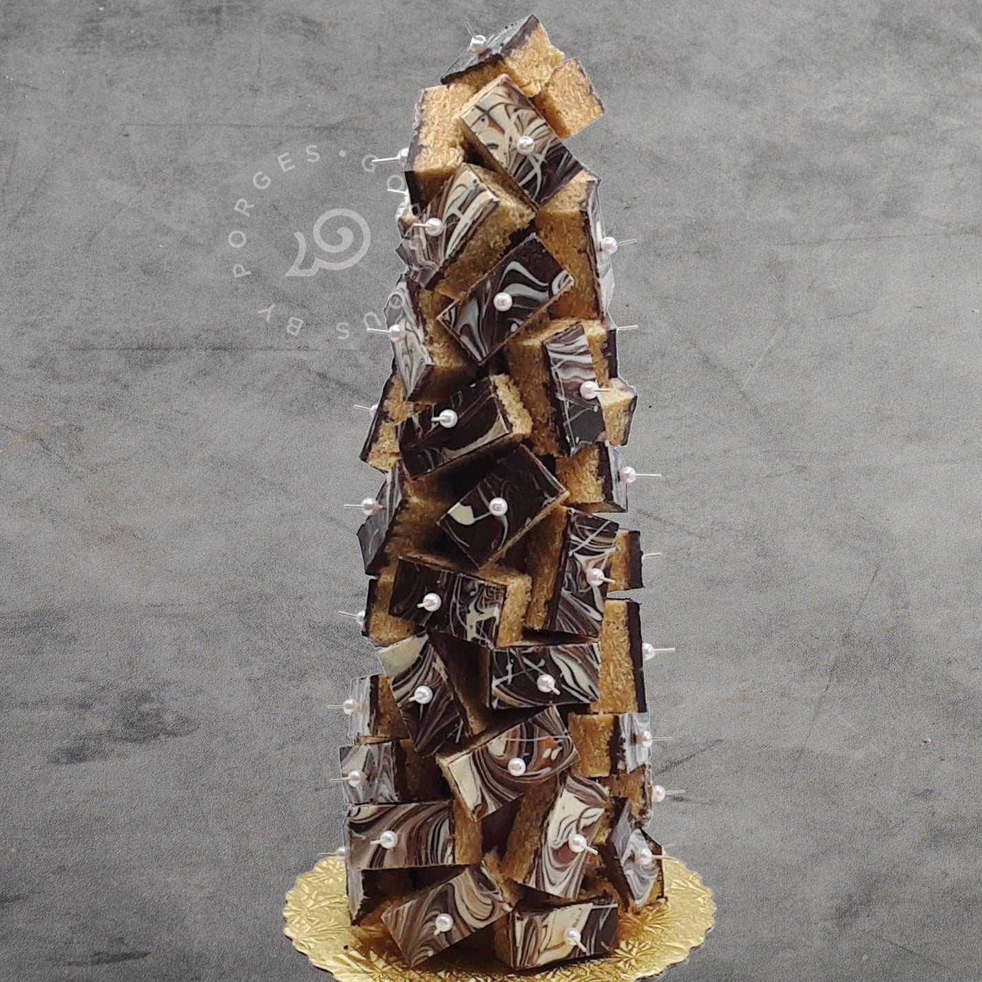 PEANUT CHEW TOWER 18" – Porges Cakes